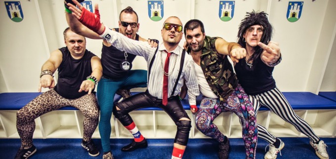 Brkovi na open air koncertu na pulskom Kaštelu - Muzika - CroModa